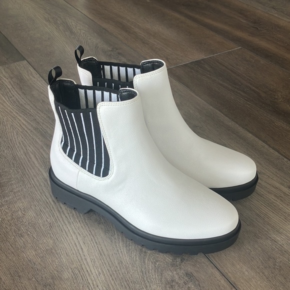 Mix No. 6 | Shoes | New Black White Platform Chunky Boots | Poshmark